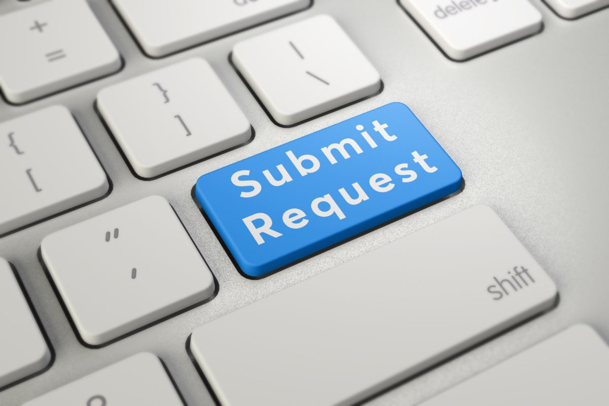 Incident vs Service Request: Complete ITIL Guide